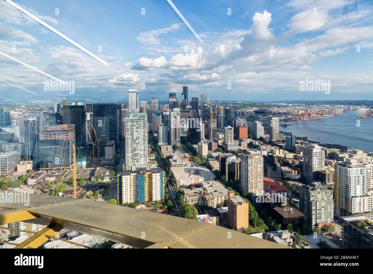 Seattle stadium district hi-res stock photography and images - Alamy