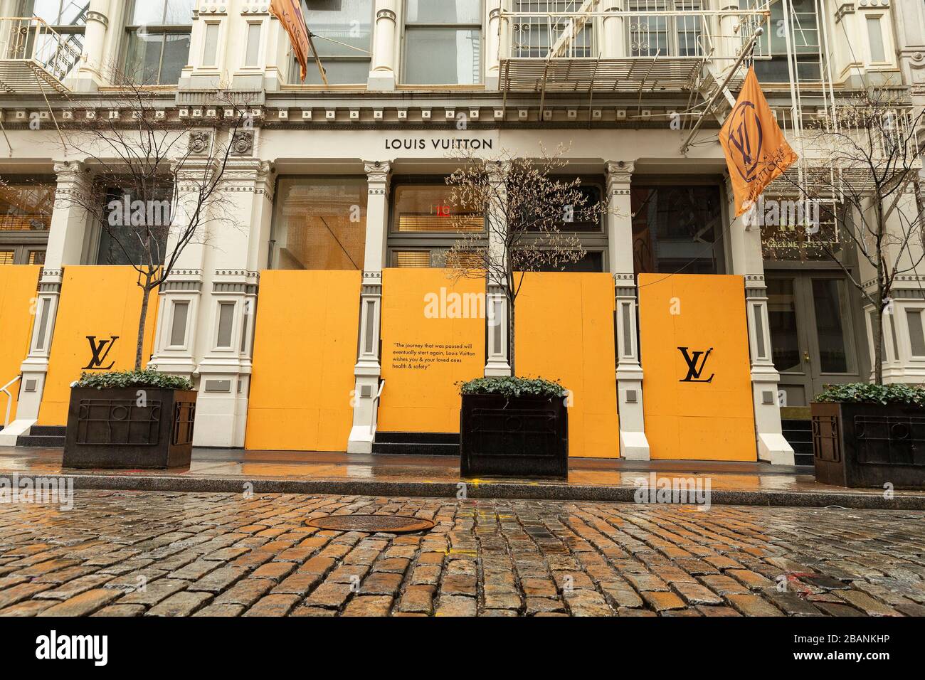 New York, USA. 28th Mar, 2020. Some high end stores like Louis Vuitton ...