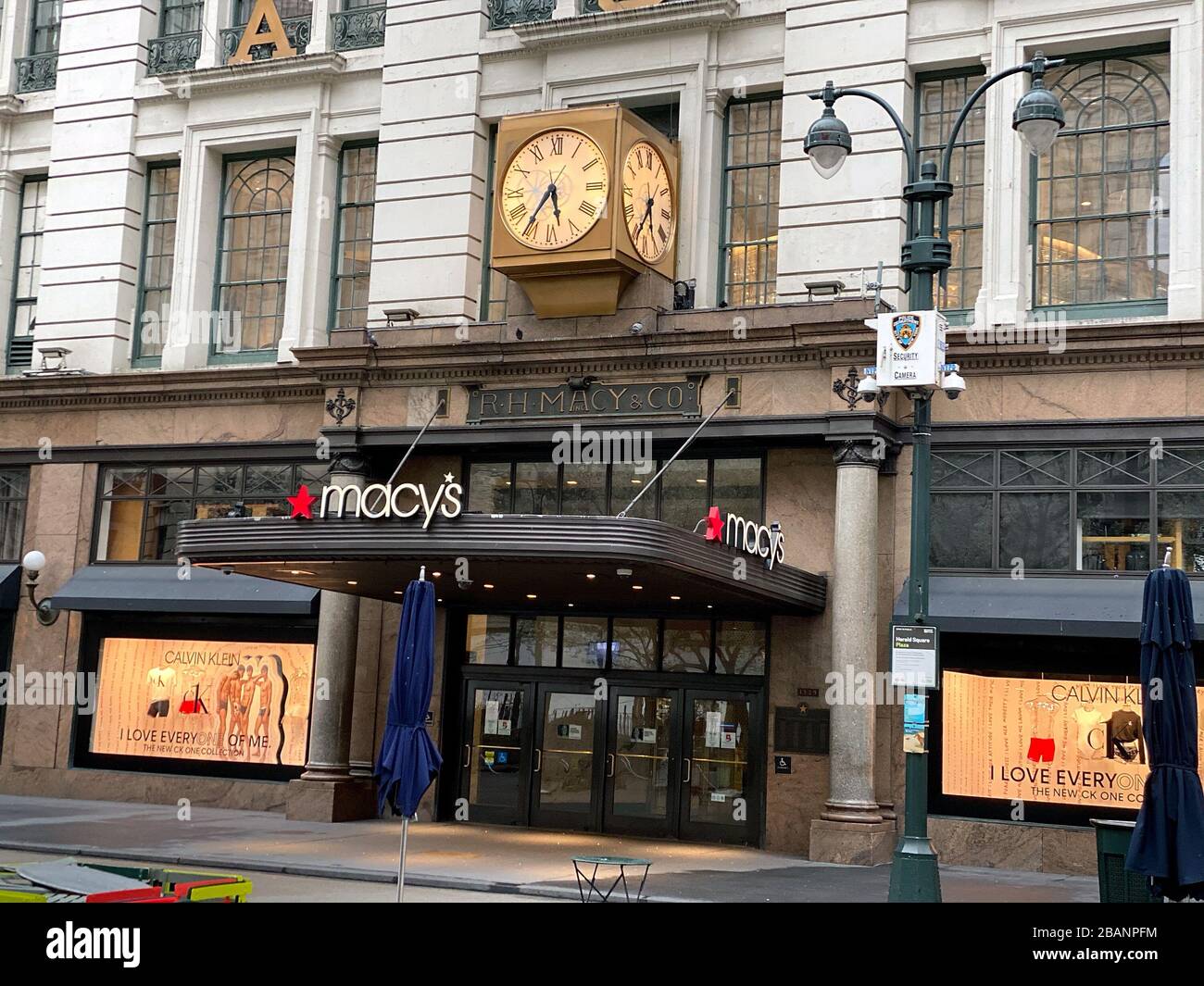 Macyos department store closed hi-res stock photography and images - Alamy