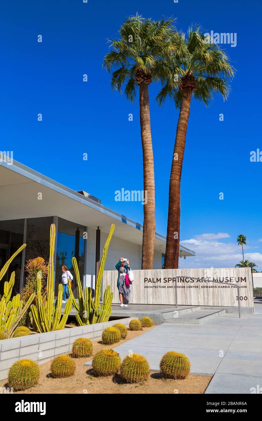 Palm Springs Art Museum, California, USA Stock Photo - Alamy