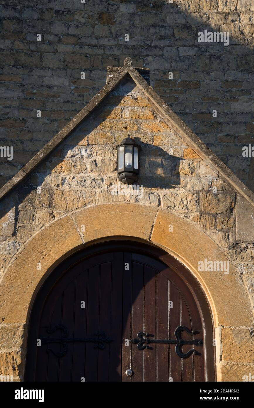 Broadway Methodist Church on High Street, Broadway Village, Cotswolds ...