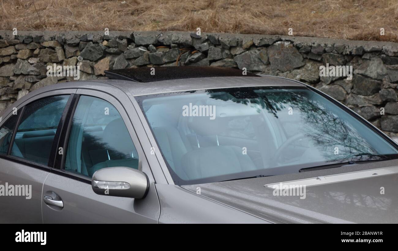 Glazed black hatch - sliding W211 pavilion sunroof, beige leather ...