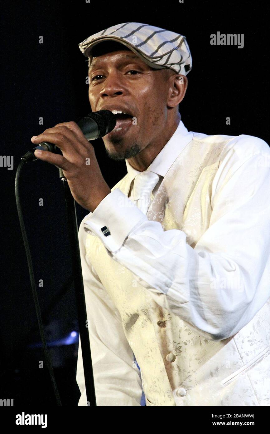 New York, NYT, USA. 13 June, 2010. Ty Stephens, performs on stage at ...