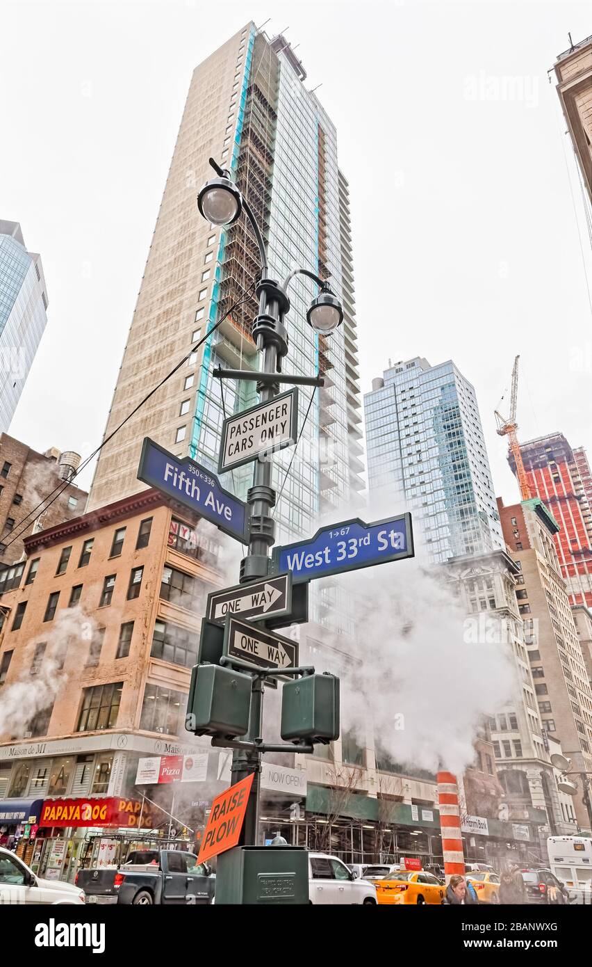New York Manhattan Fifth Avenue street signs Stock Photo - Alamy