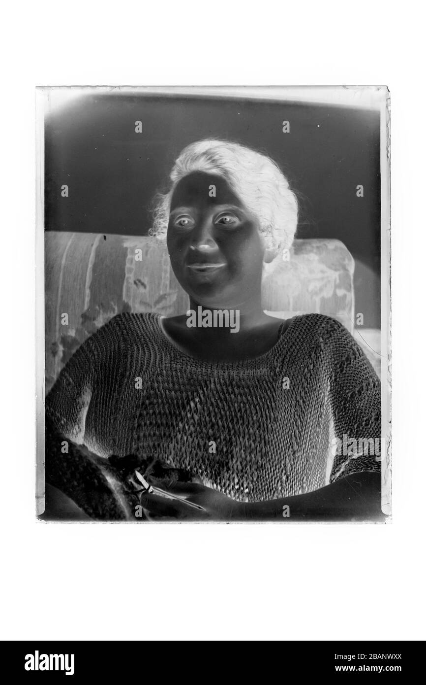 Negative image technique hi-res stock photography and images - Alamy