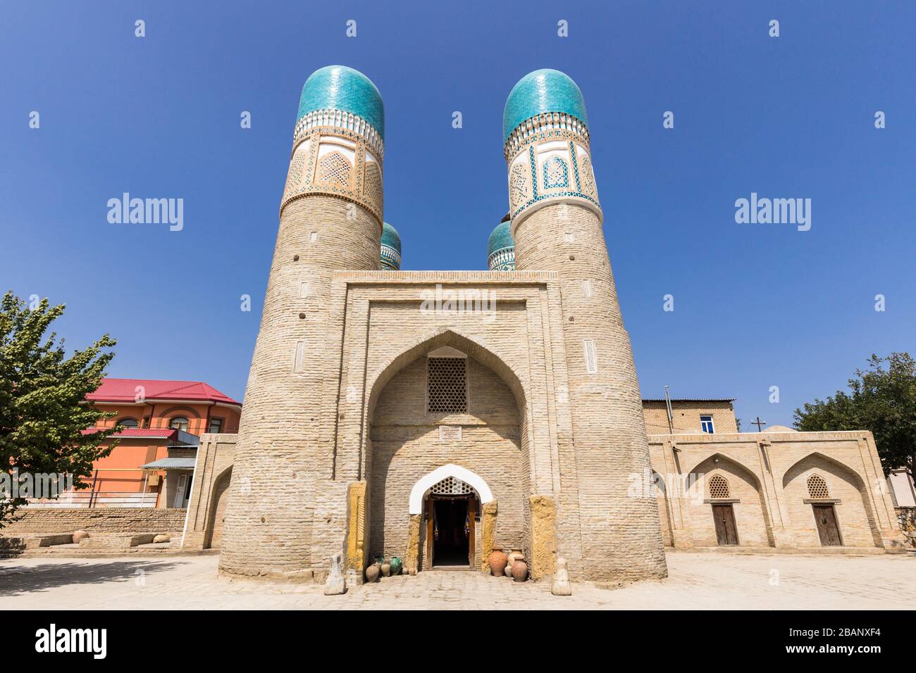 Mosque minar hi-res stock photography and images - Alamy