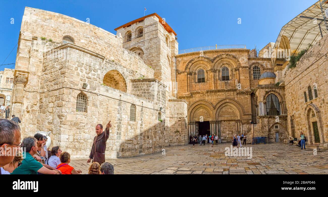 Church of the Holy Sepulchre - Atrium Stock Photo - Alamy