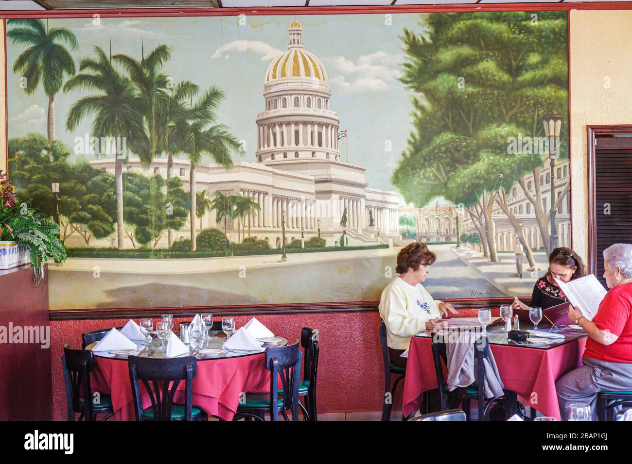 Inside tab hi-res stock photography and images - Alamy