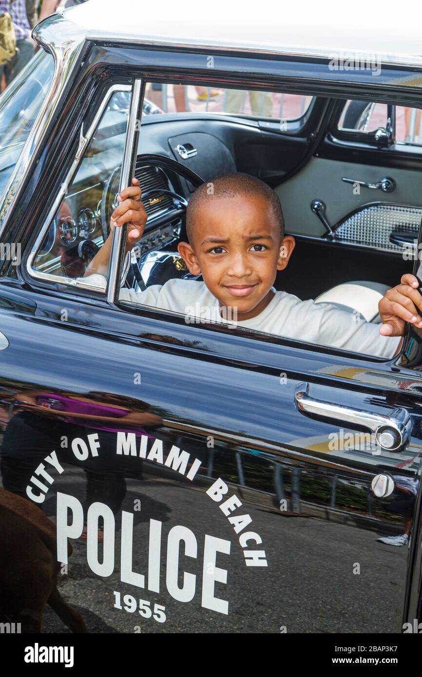 African american, kids, car, vacation hi-res stock photography and ...