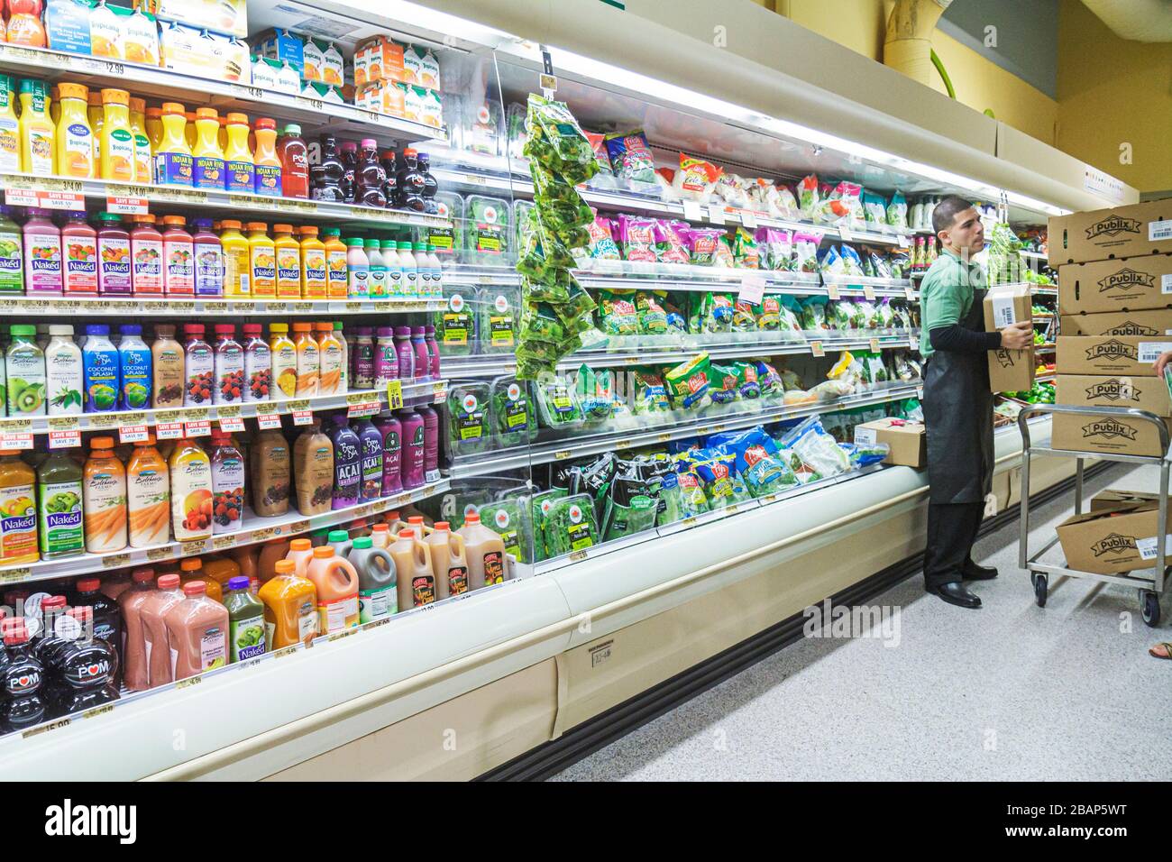 Publix supermarket employees High Resolution Stock Photography and ...