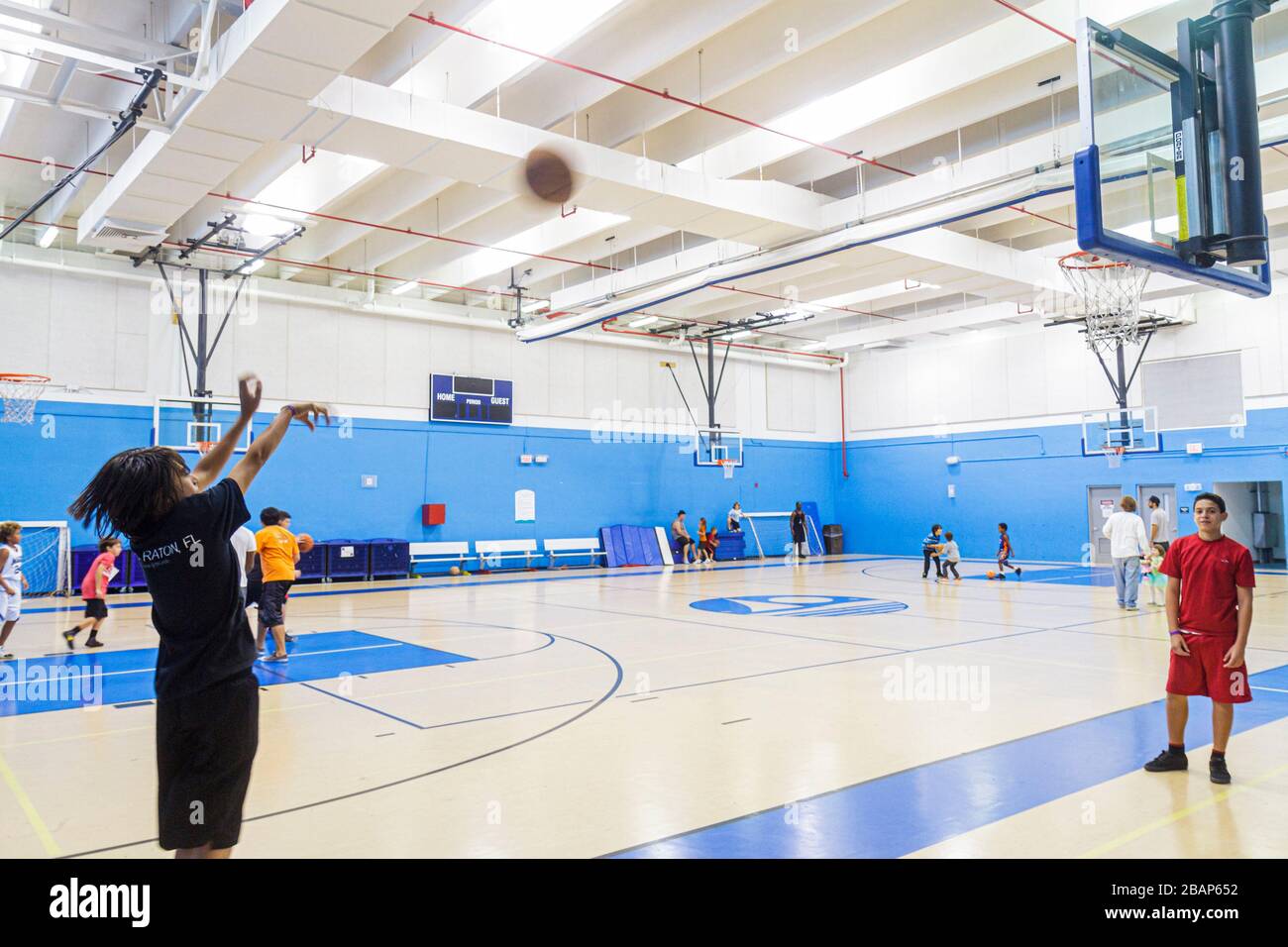 Gym Basketball Court Miami Miami Apartment Buildings With Basketball