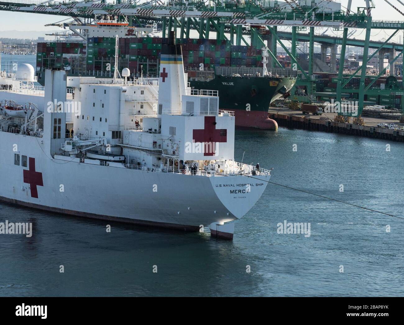Los Angeles, USA. 27th Mar, 2020. The Military Sealift Command hospital ...