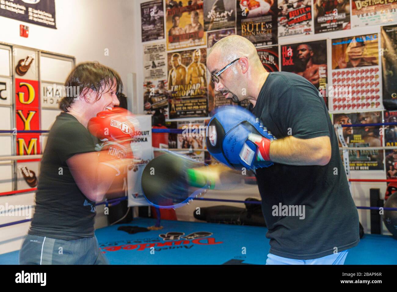 Female boxing on the beach hi-res stock photography and images - Alamy