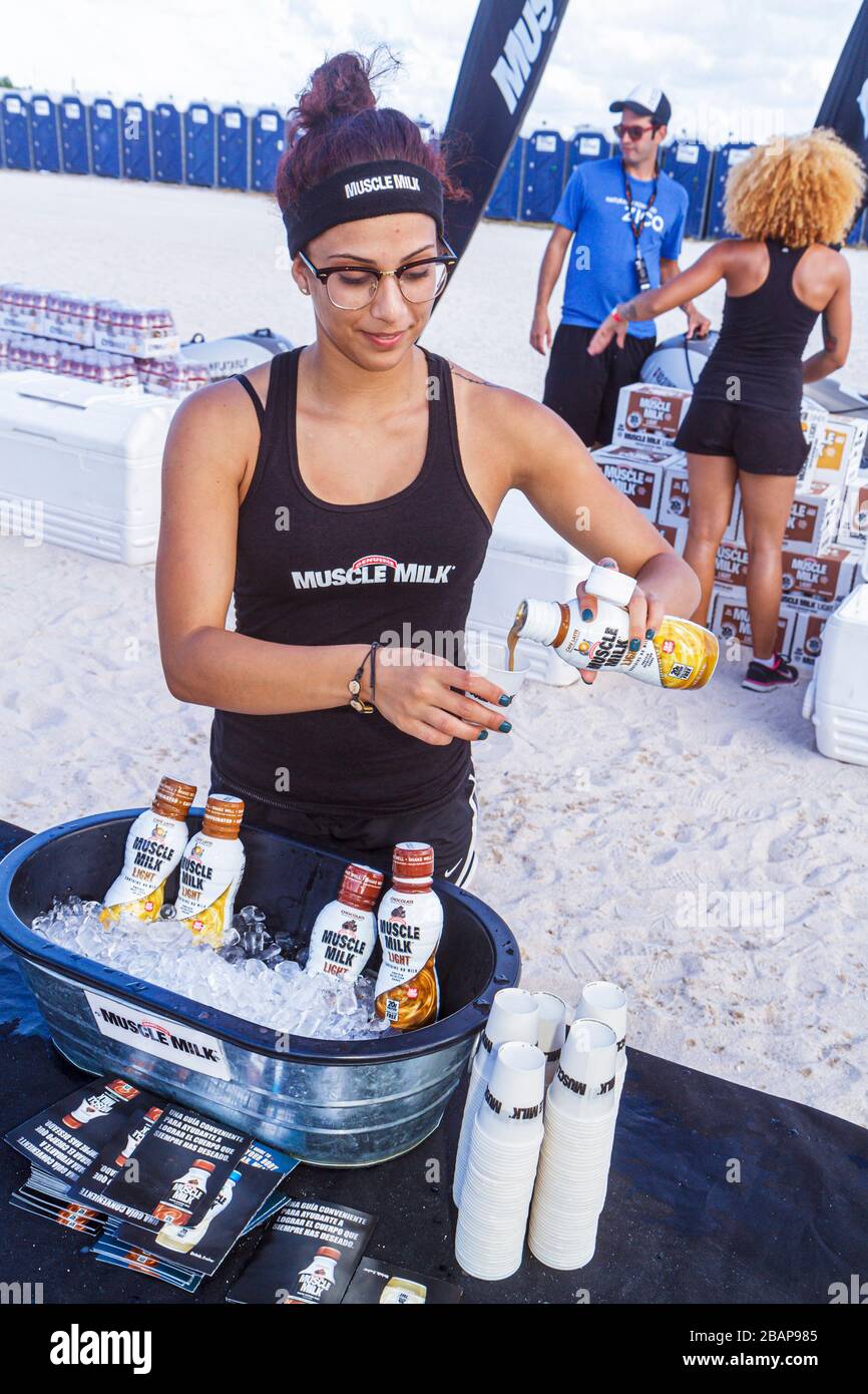 Muscle beach florida hi-res stock photography and images - Alamy