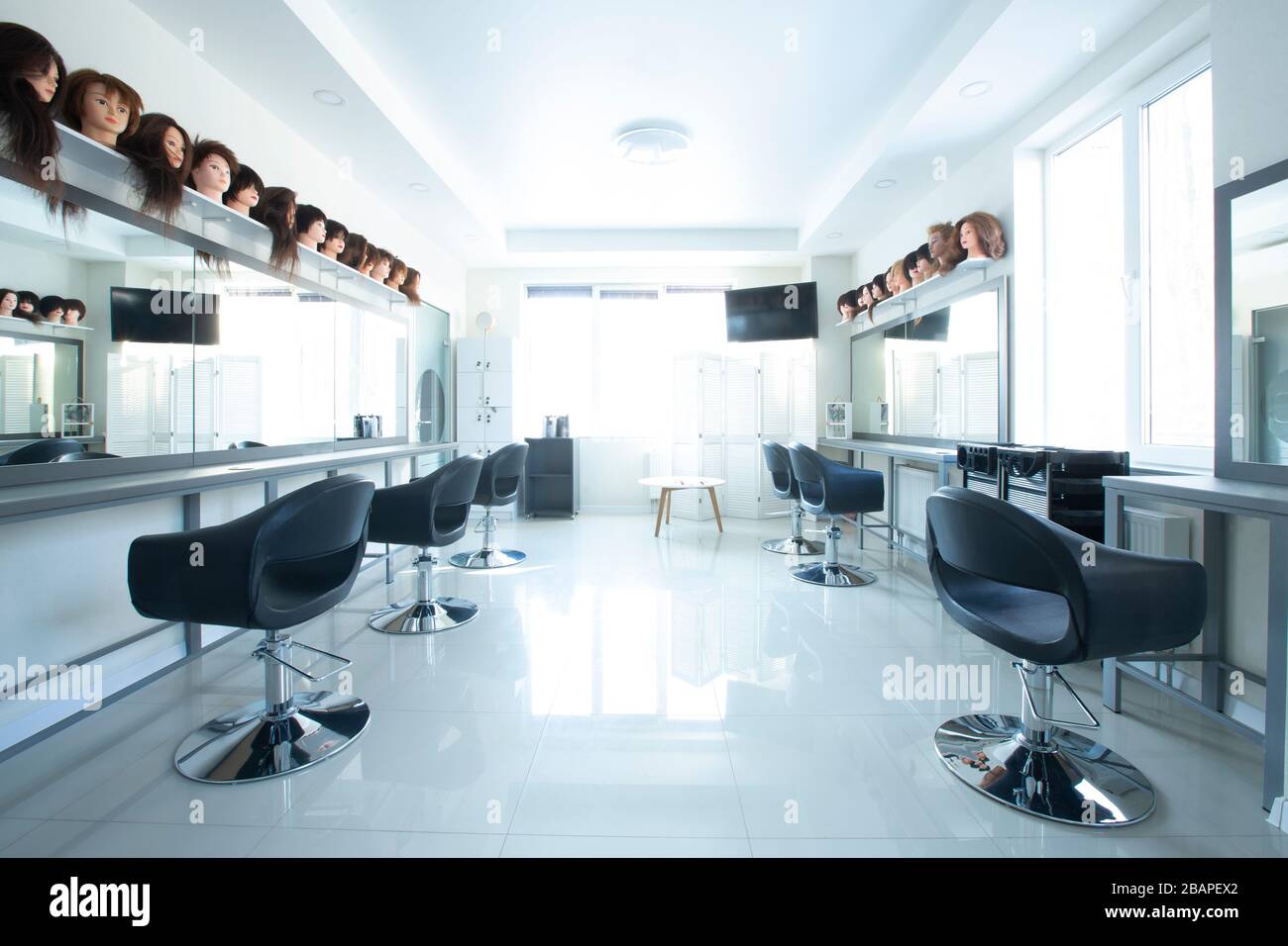 Free haircut hi-res stock photography and images - Alamy