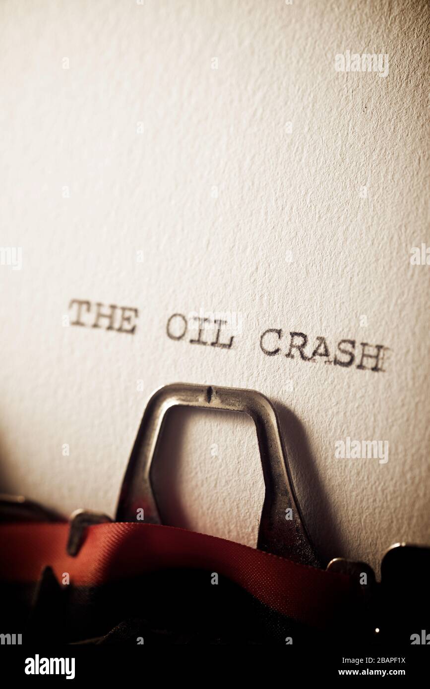 The sentence, The Oil Crash, written with a typewriter Stock Photo - Alamy
