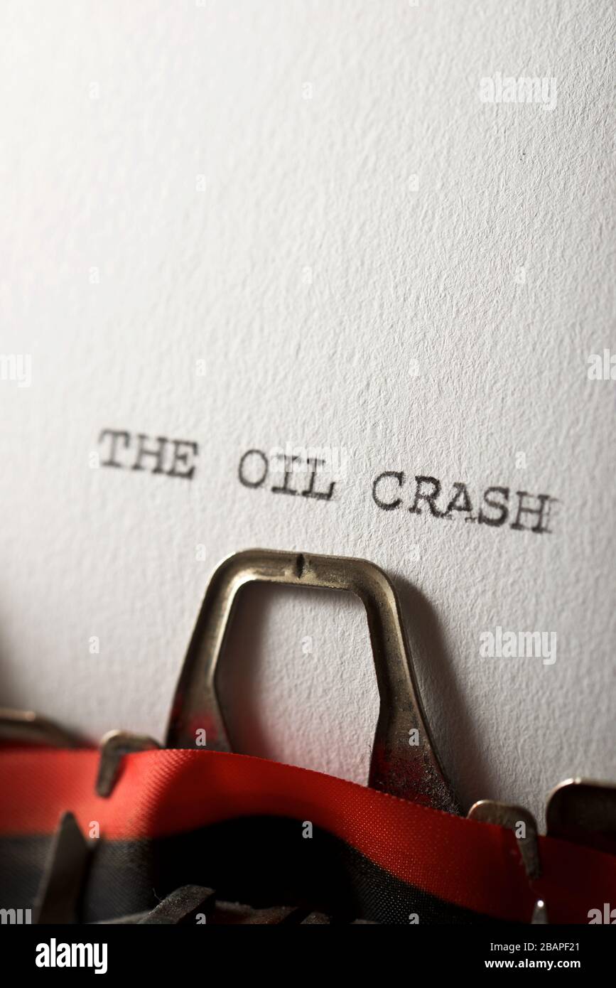 The sentence, The Oil Crash, written with a typewriter Stock Photo - Alamy