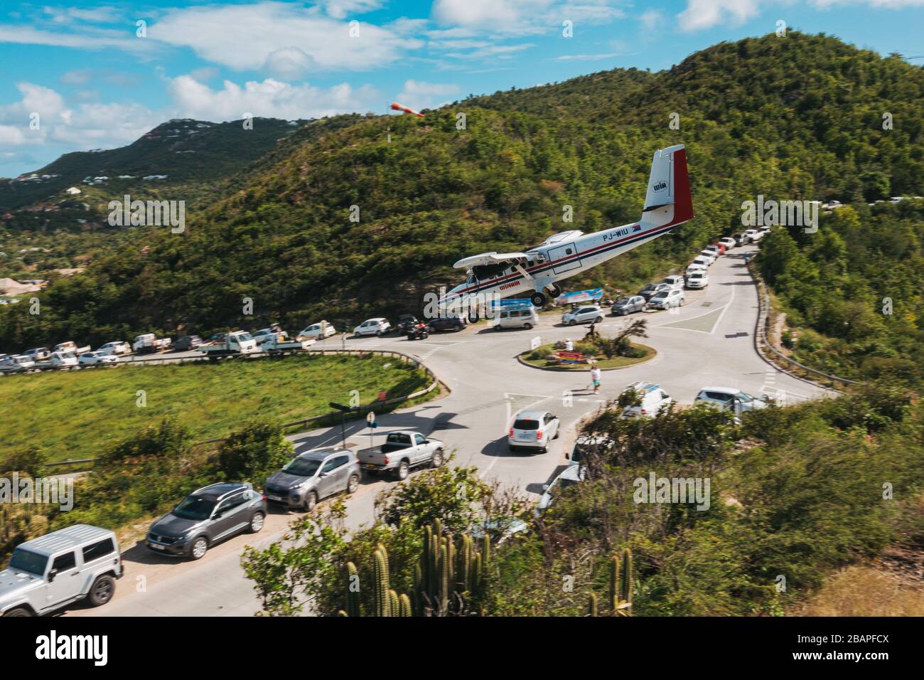 St barthelemy runway hi-res stock photography and images - Alamy