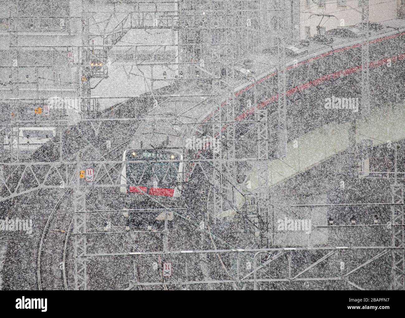 Keio line hi-res stock photography and images - Alamy