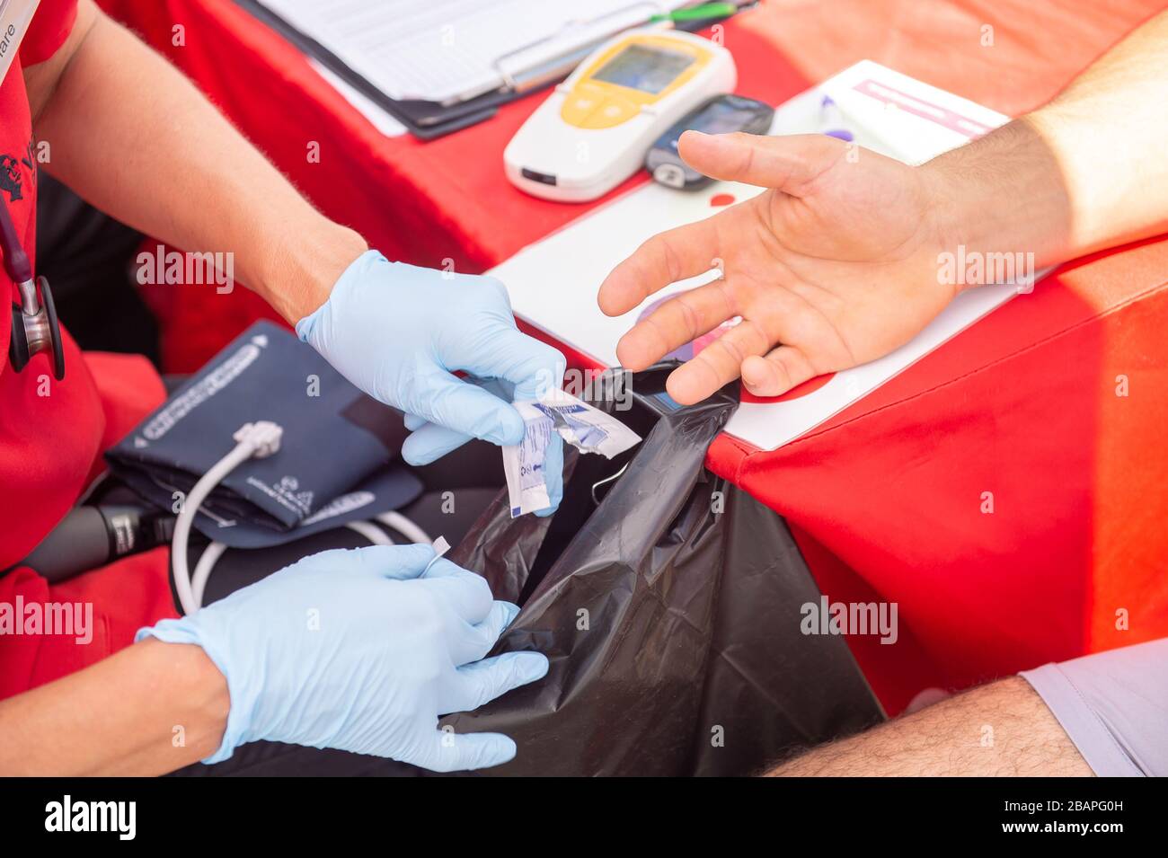 Diabetes patient nurse hi-res stock photography and images - Alamy