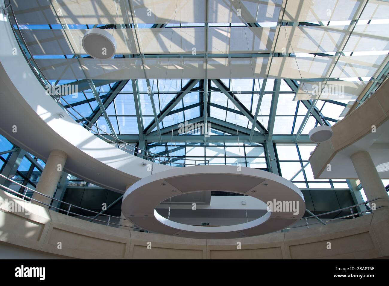 Concrete atrium interior hi-res stock photography and images - Alamy