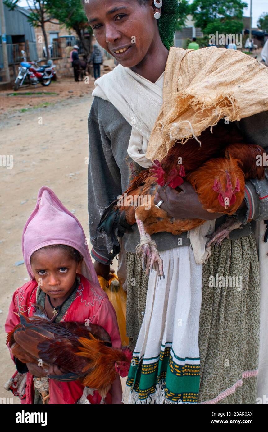 African market stall food village hi-res stock photography and images ...