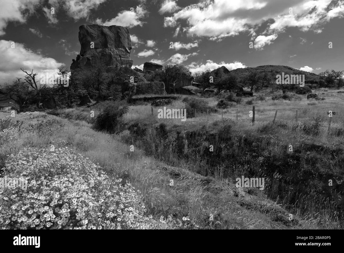 The Devils Chair rock, Milodon Cave (Cueva del Milodon Natural Monument ...