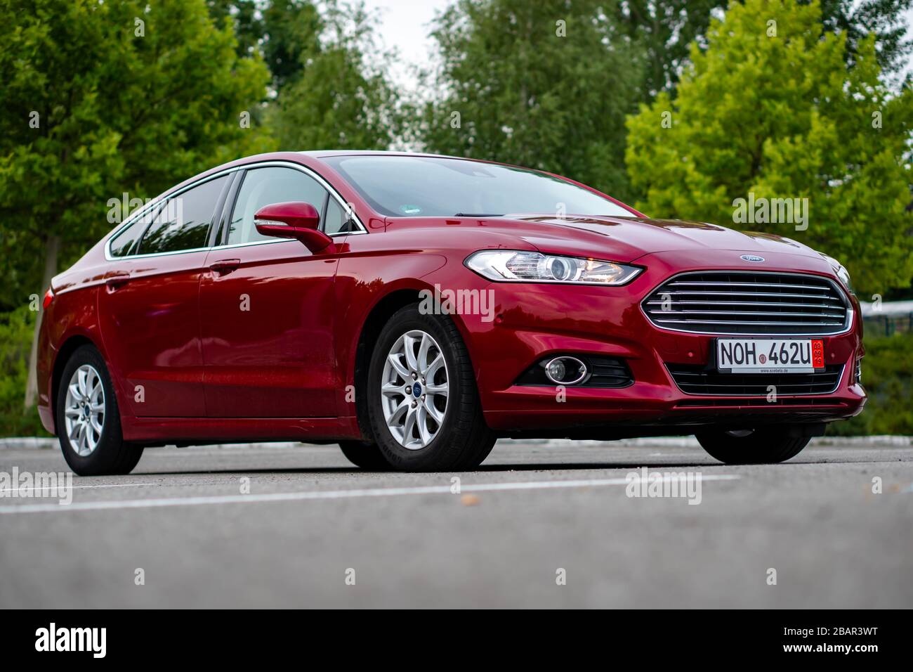 Ford Mondeo MK5 Titanium trim, in Ruby red coloud, sedan, photosession ...