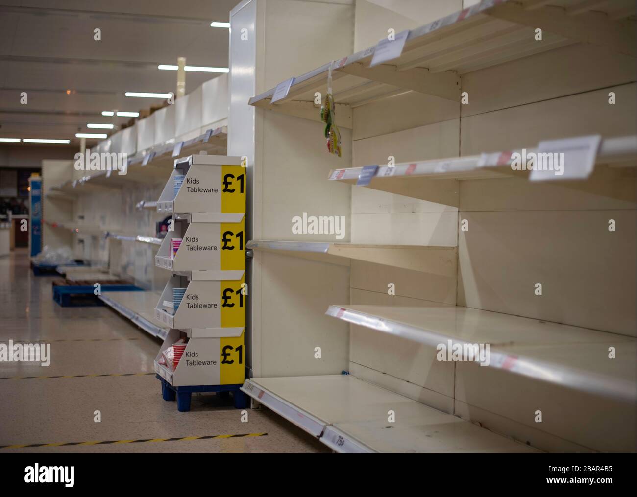 Empty supermarket shelves coronavirus hi-res stock photography and ...