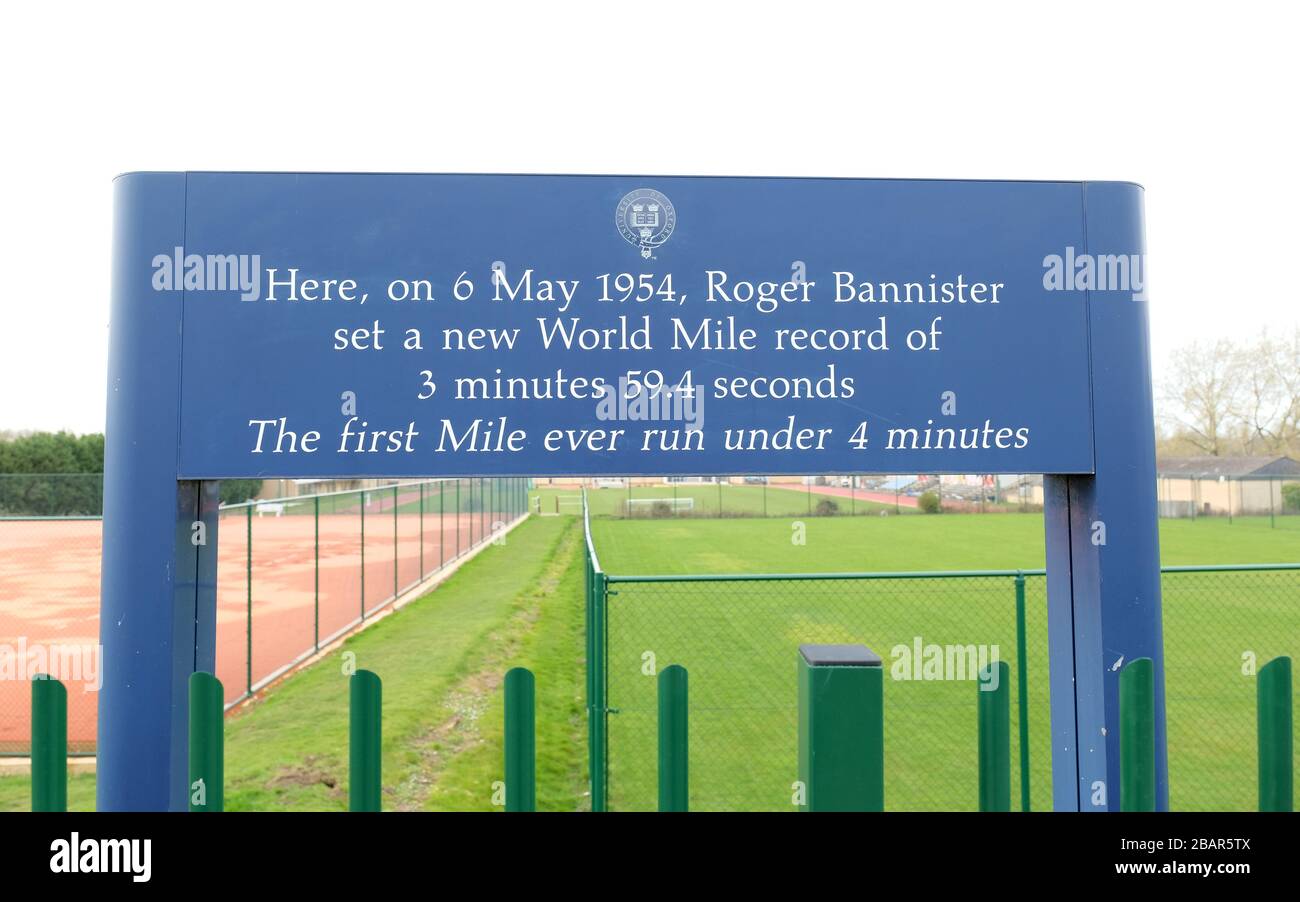 Roger Bannister world record 4 minute mile sign, at the Iffley Road ...