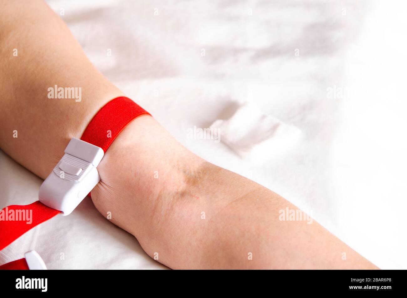 Woman's vein ready for intravenous injection during Stock Photo - Alamy