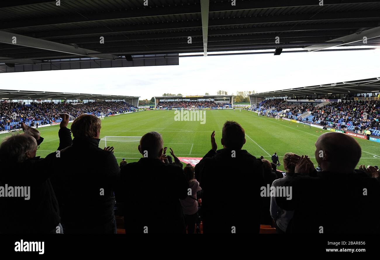 Fans applaud hi-res stock photography and images - Alamy