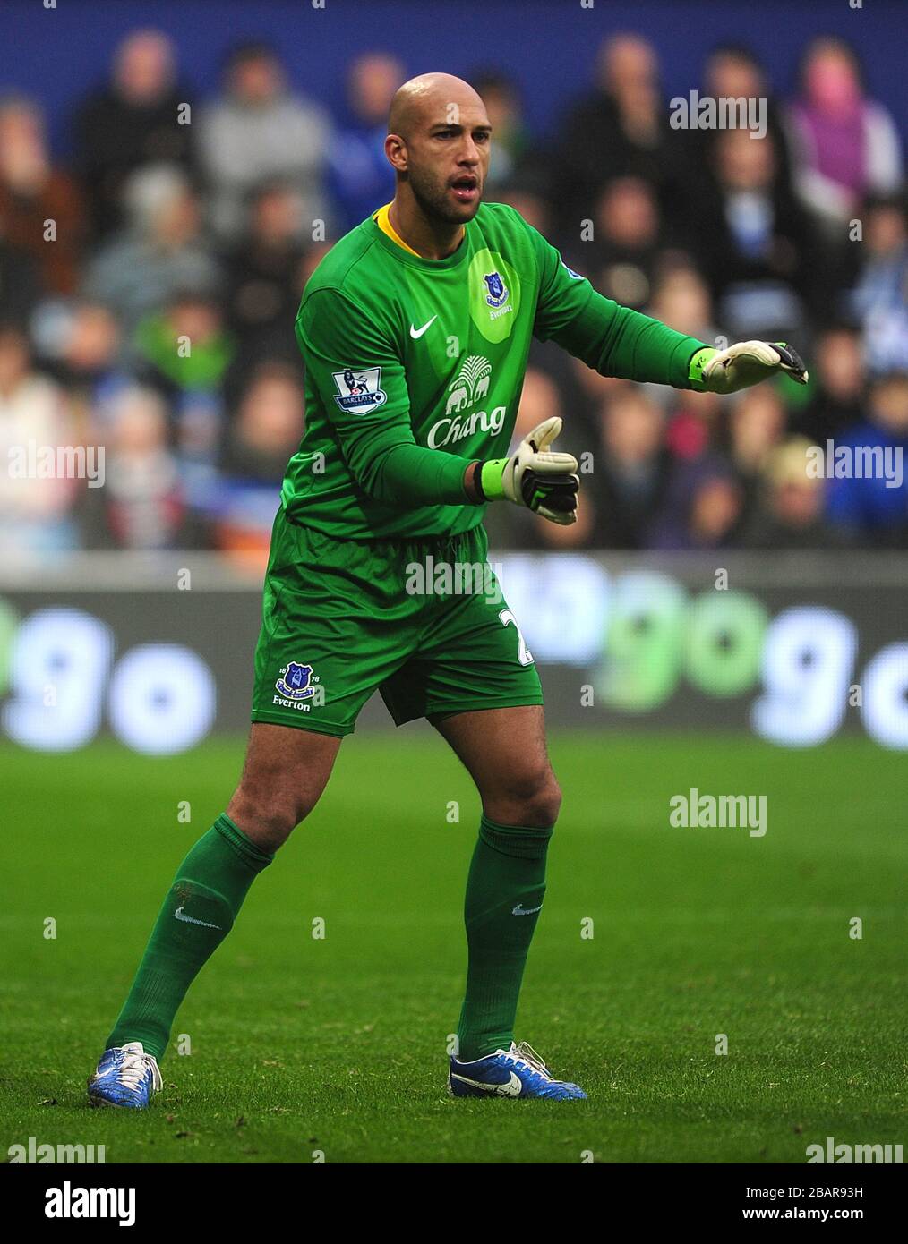 Tim Howard, Everton goalkeeper Stock Photo - Alamy