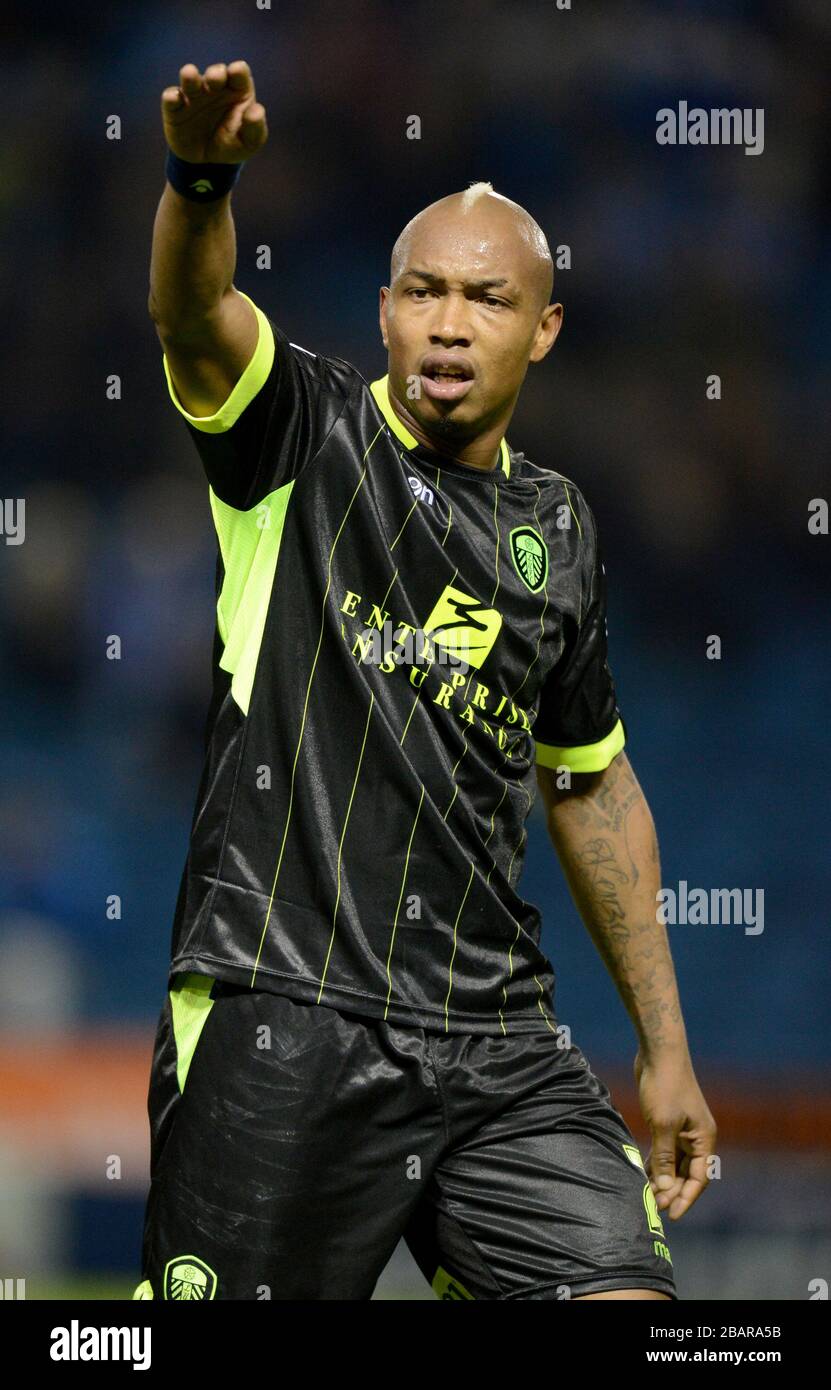 El-Hadji Diouf, Leeds United Stock Photo - Alamy