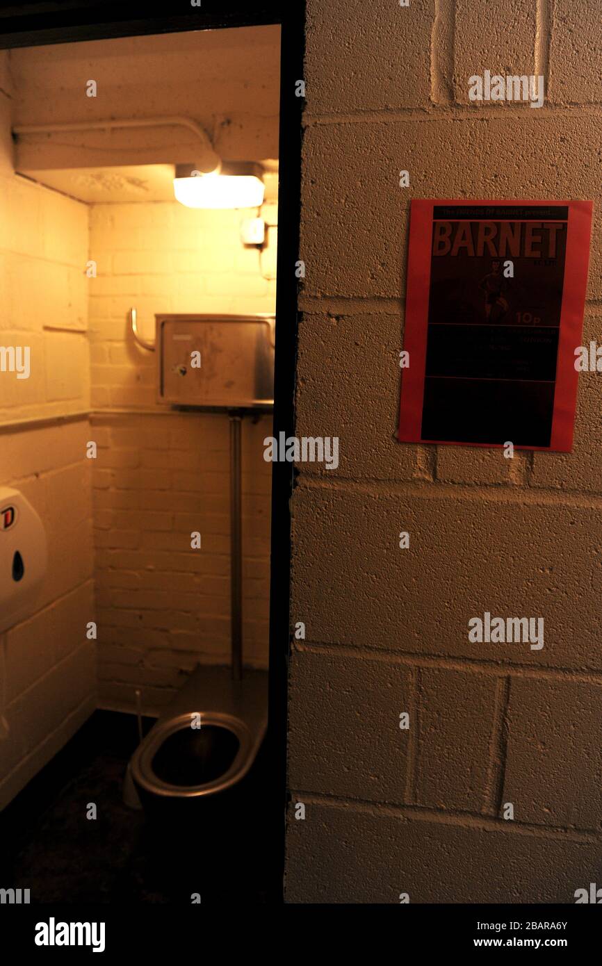 Stadium toilet hi-res stock photography and images - Alamy