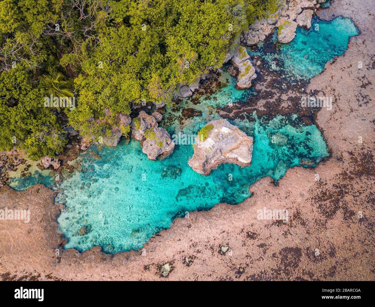 Rock pool aerial natural pools hi-res stock photography and images - Alamy