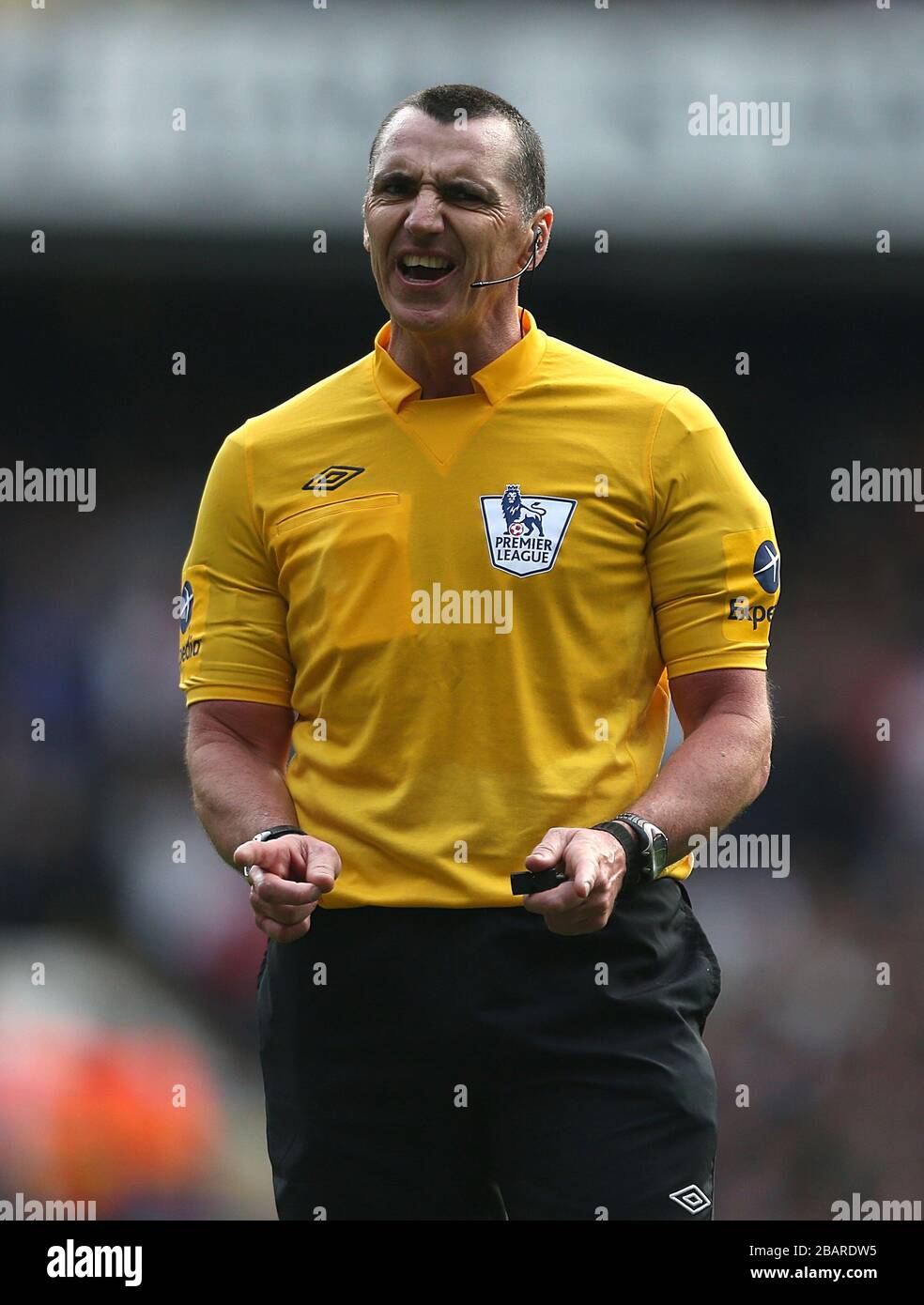 Neil Swarbrick, referee Stock Photo - Alamy
