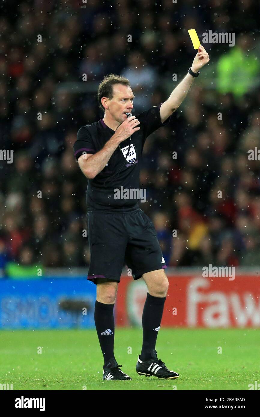 Florian Meyer, referee Stock Photo - Alamy