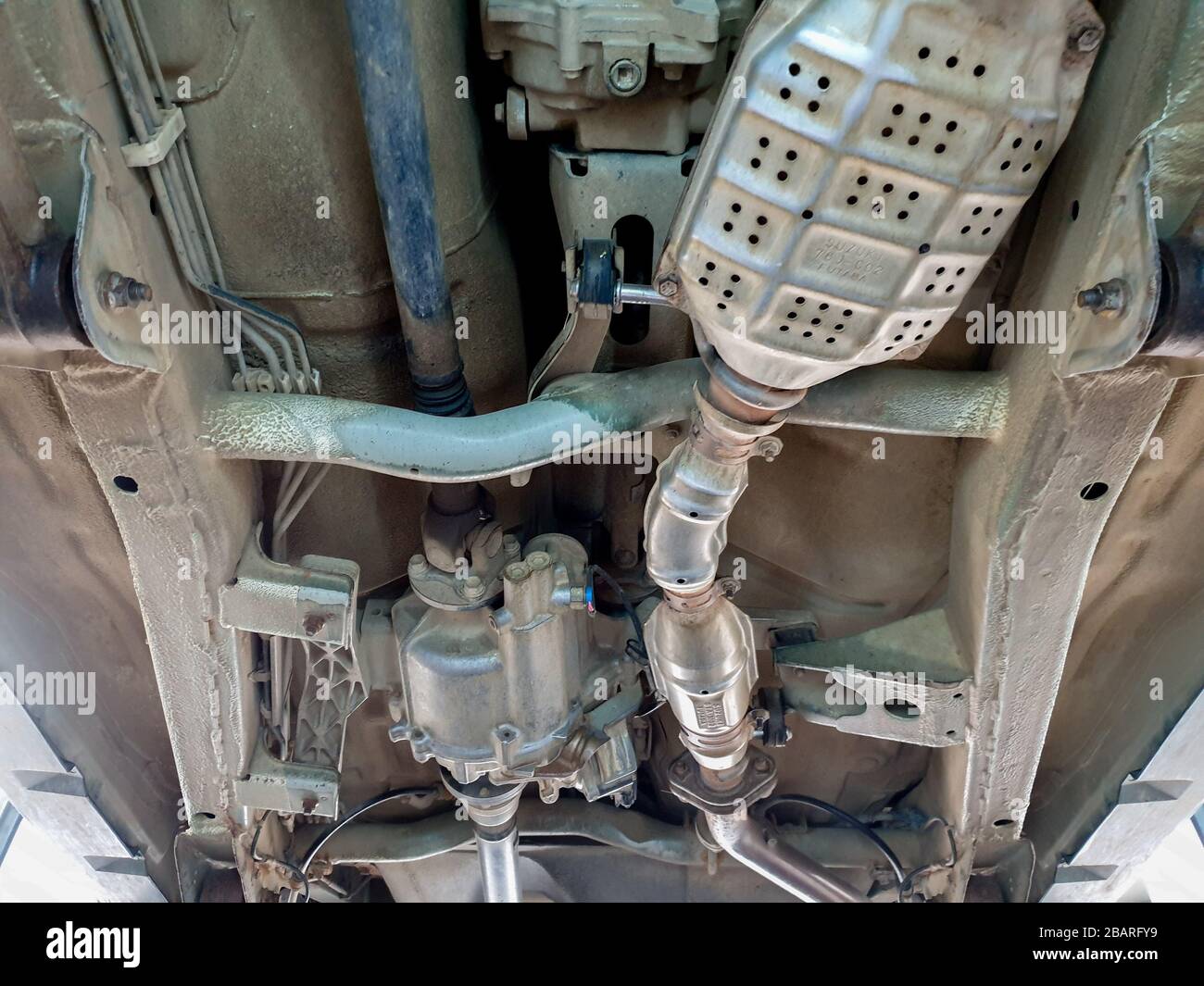 Underneath car rust hi-res stock photography and images - Alamy