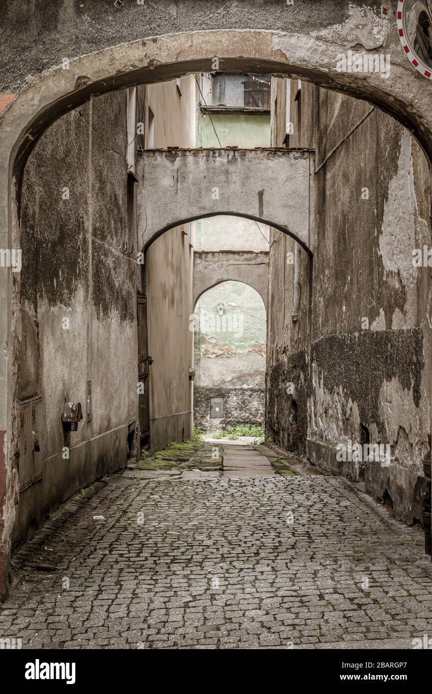 Archway arch construction hi-res stock photography and images - Alamy