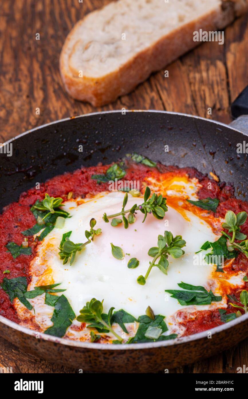 Shakshuka libyan cuisine hi-res stock photography and images - Alamy