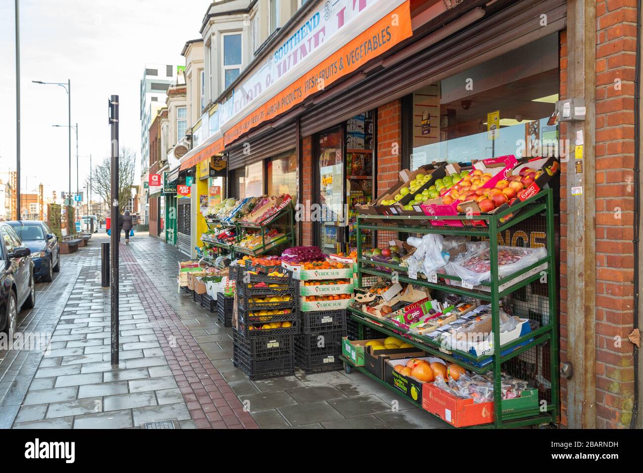 Southend-on-Sea, UK. 29th Mar, 2020. Only esential shops are now open ...