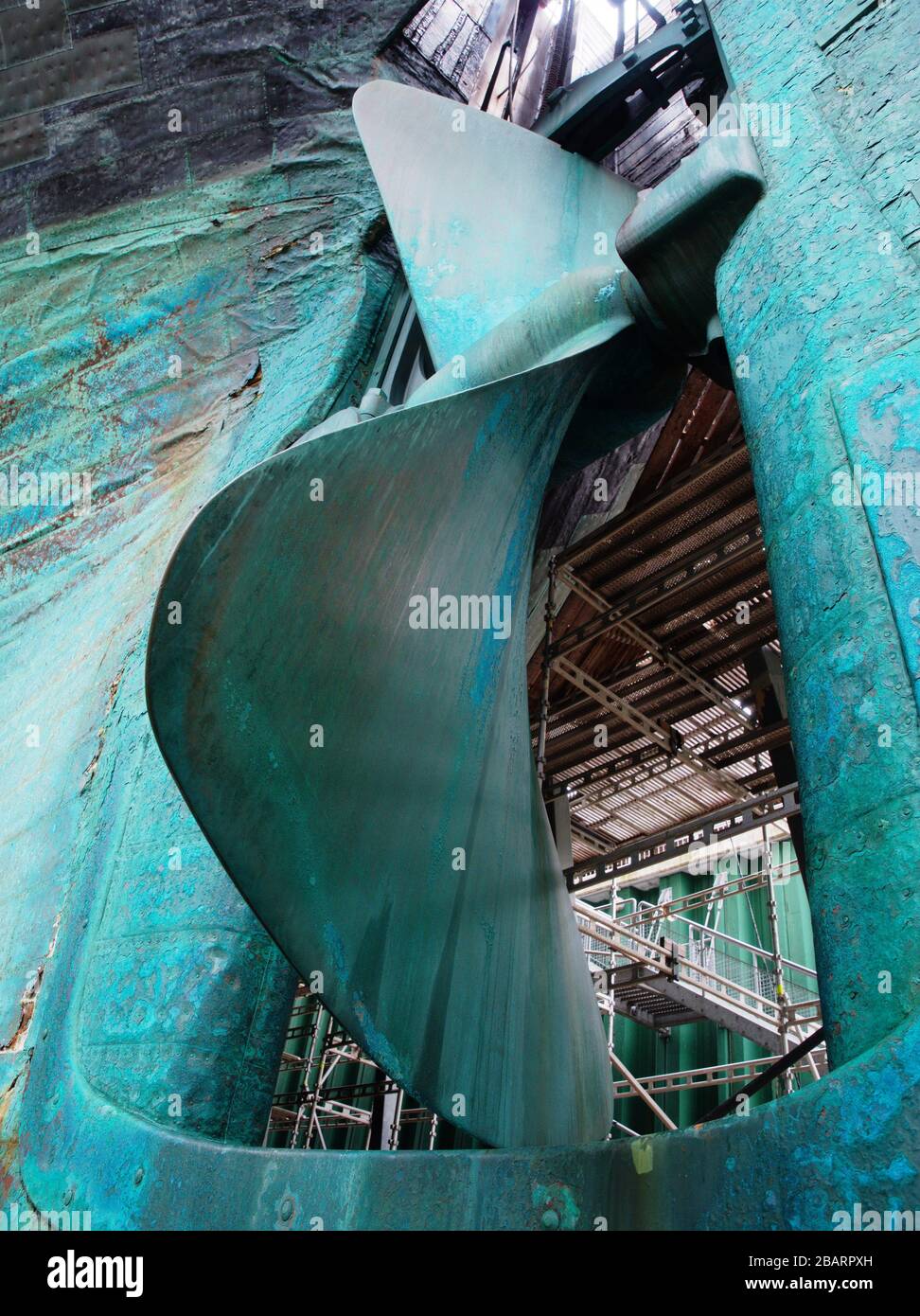 Huge ships propeller hi-res stock photography and images - Alamy
