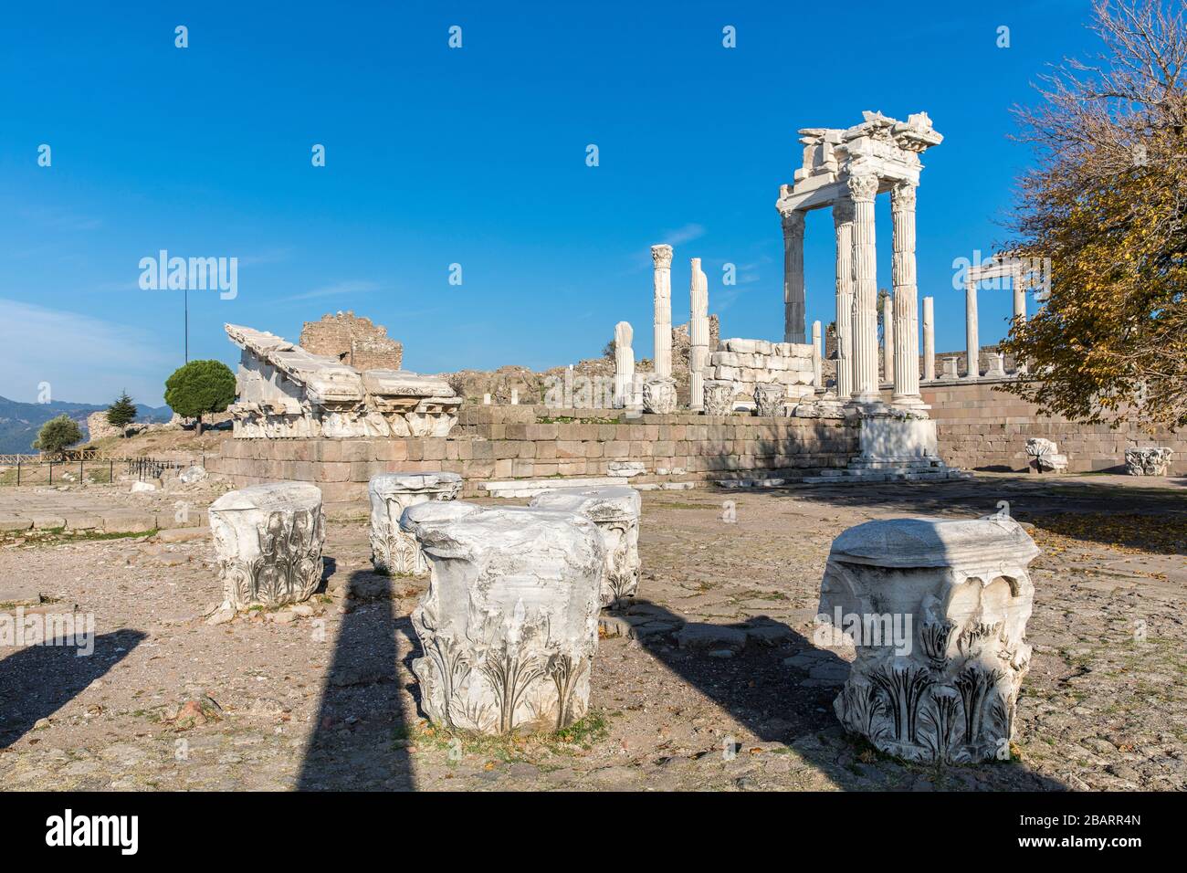 Trajan temple hi-res stock photography and images - Alamy