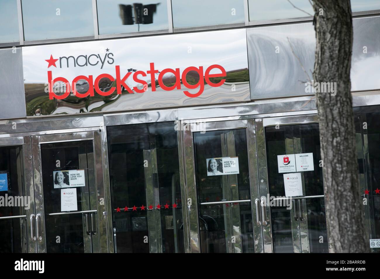 Backstage sign hi-res stock photography and images - Alamy