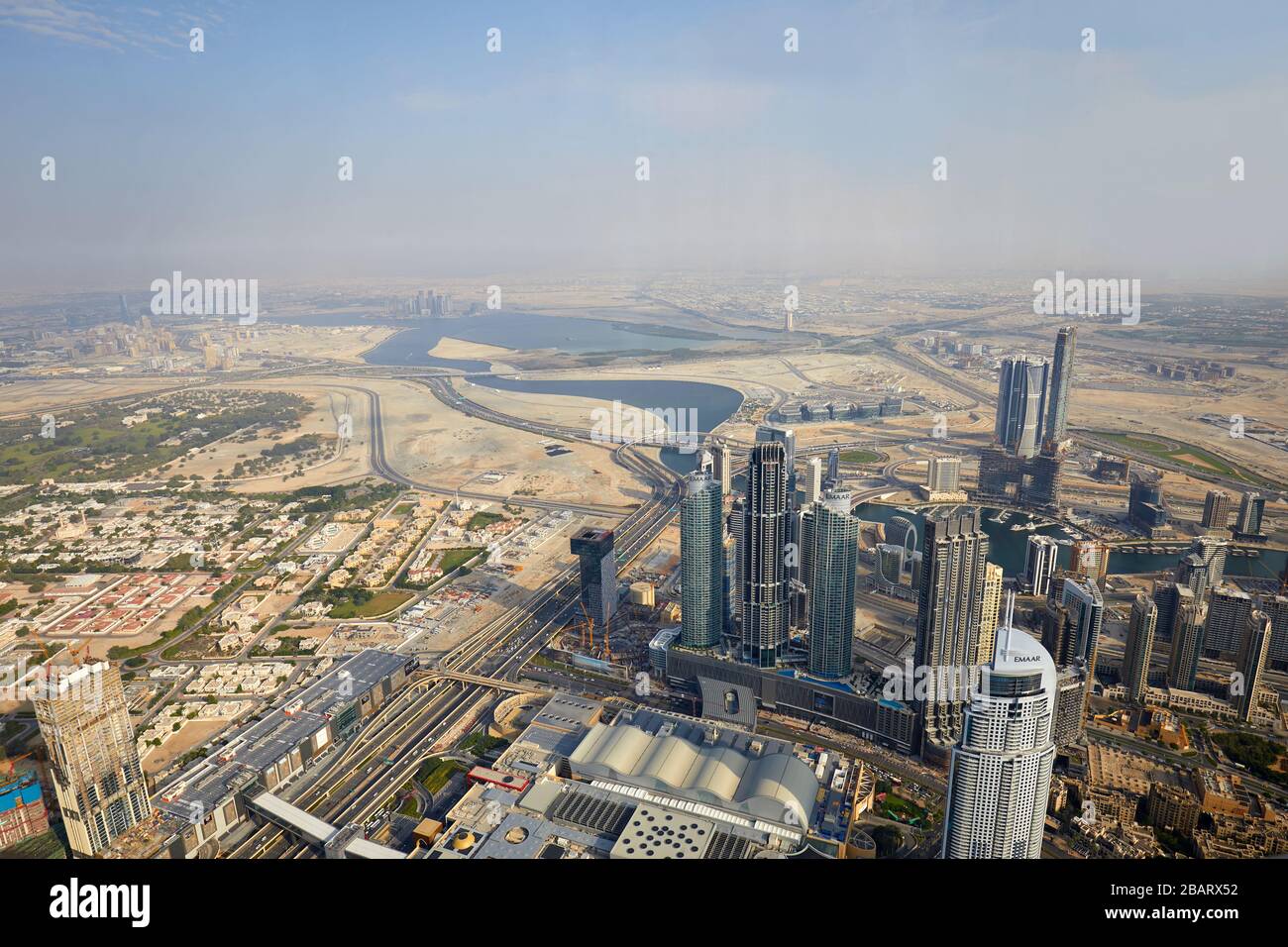 DUBAI, UNITED ARAB EMIRATES - NOVEMBER 19, 2019: Dubai city high angle ...