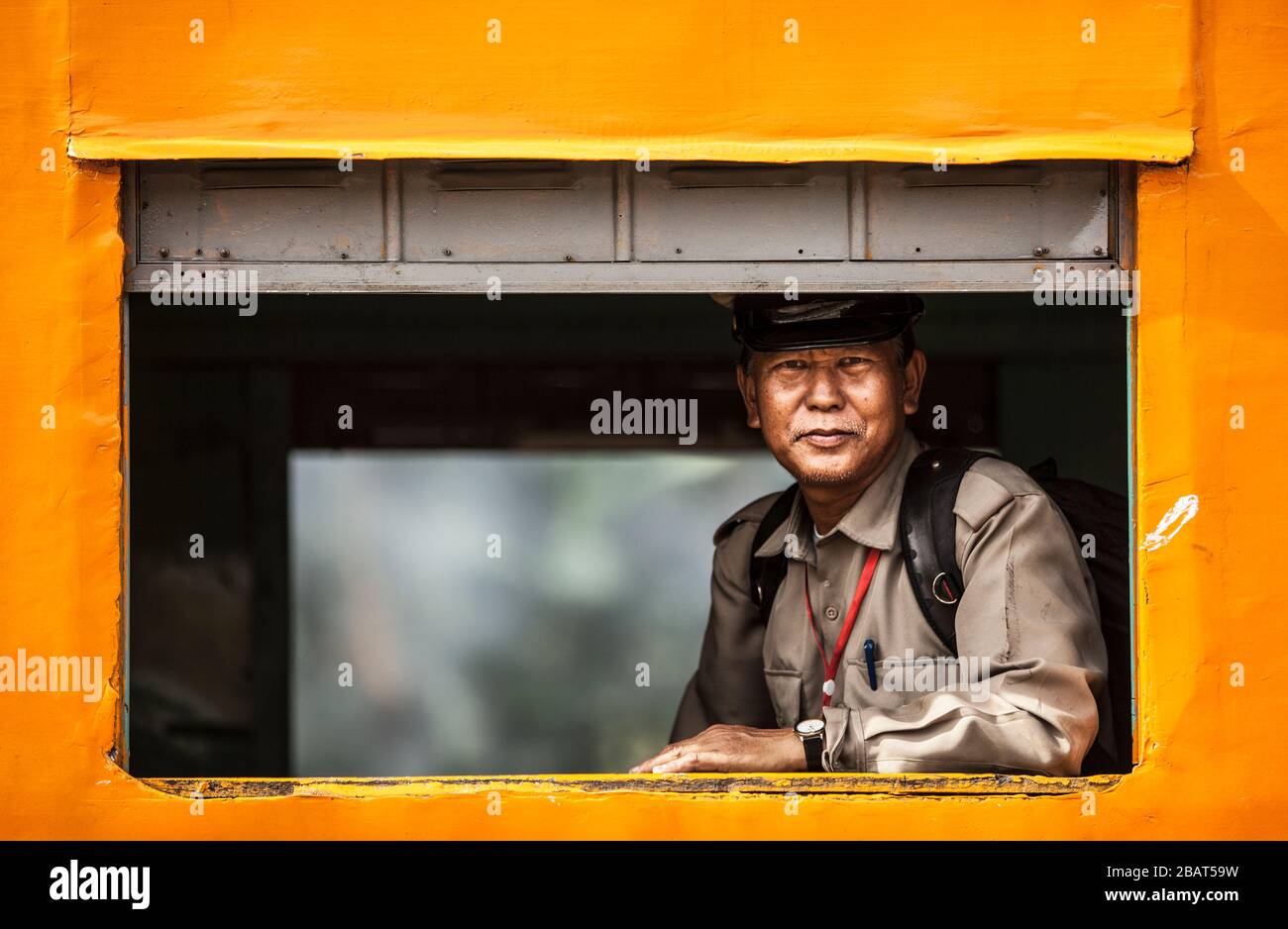Policeman (myanmar or burma or burmese) hi-res stock photography and ...