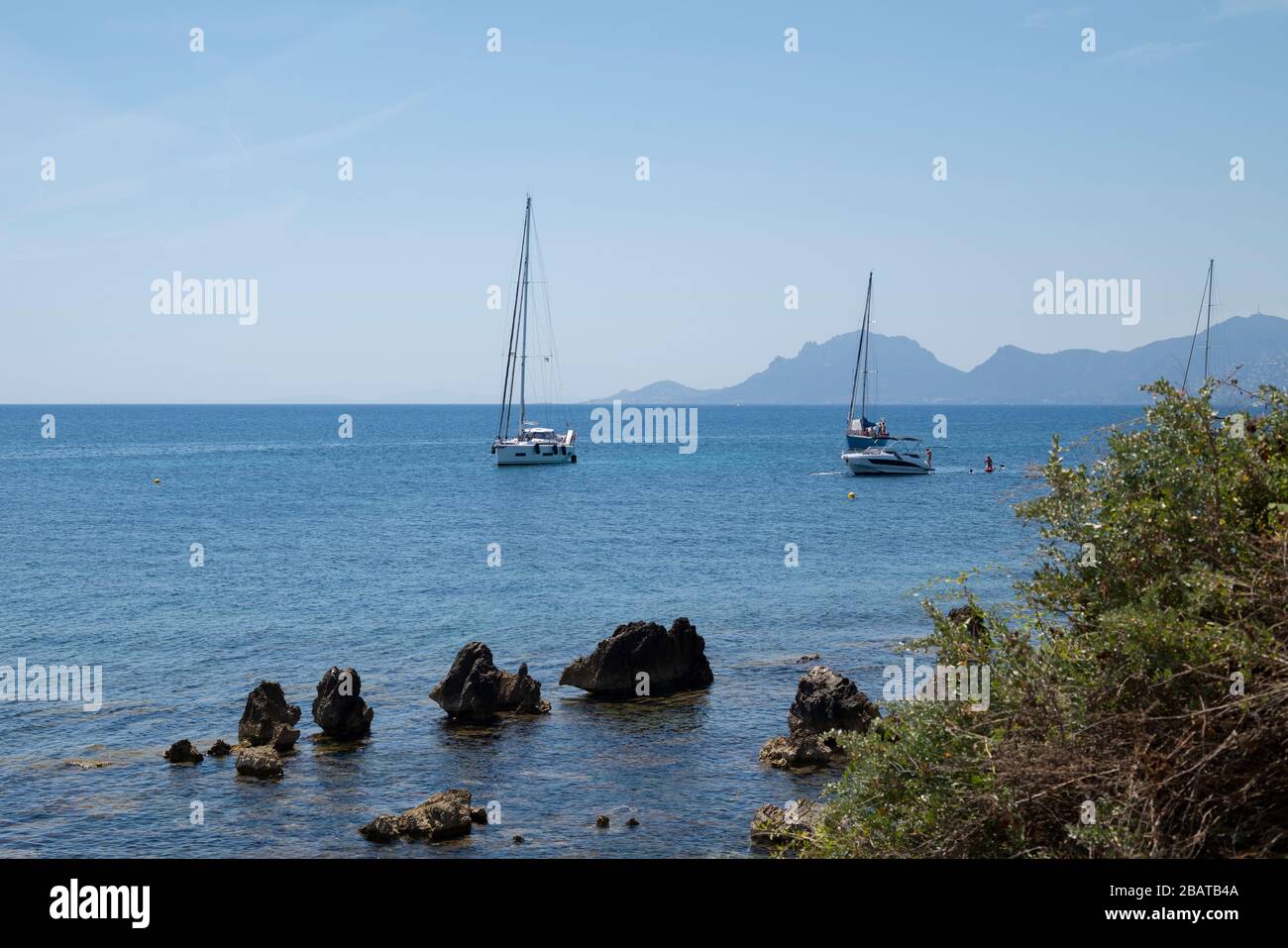 Yacht holyday. French Riviera. Luxury yachts around beautiful Lerins ...