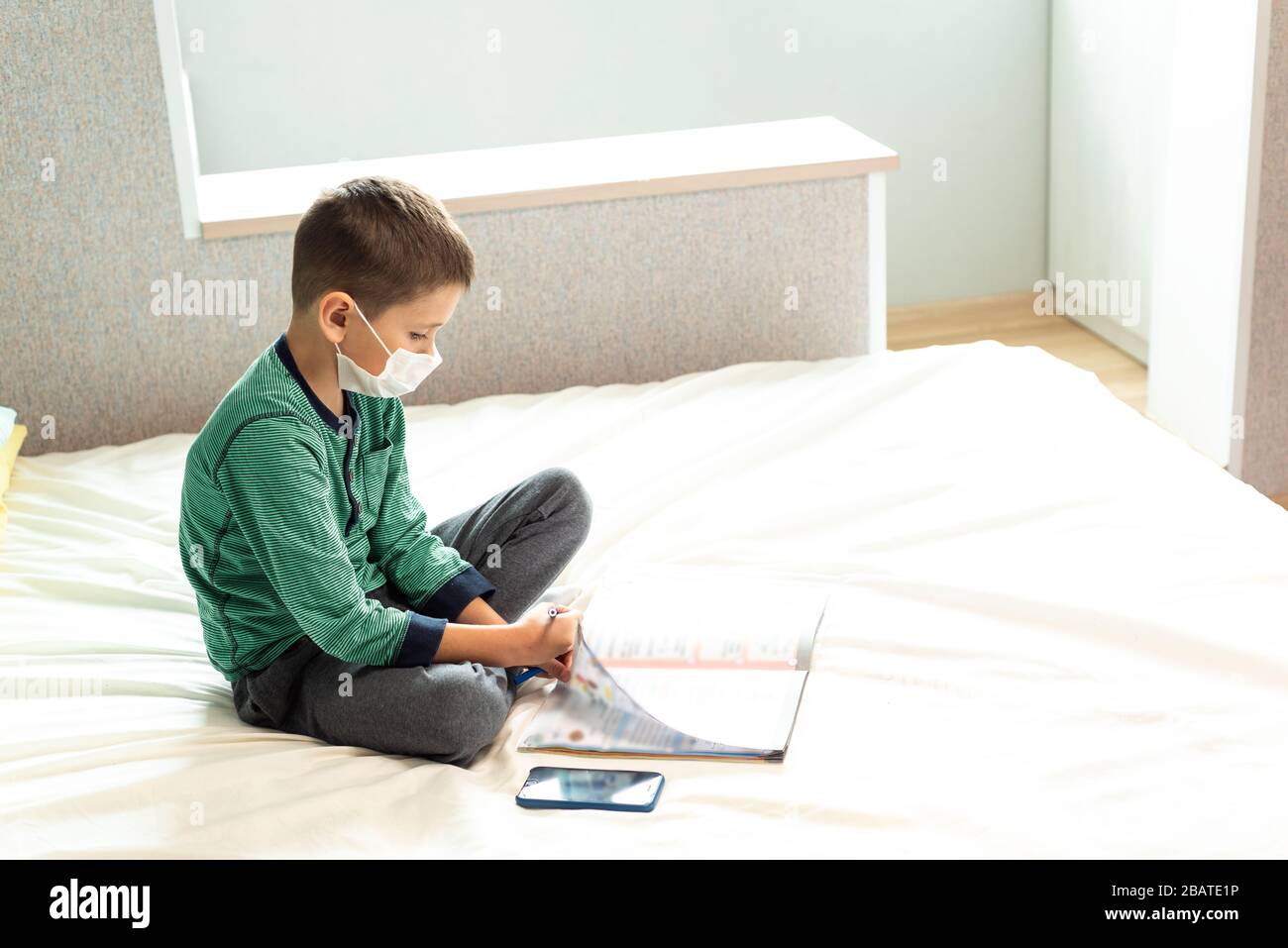 Stay at home quarantine coronavirus pandemic prevention Stock Photo - Alamy