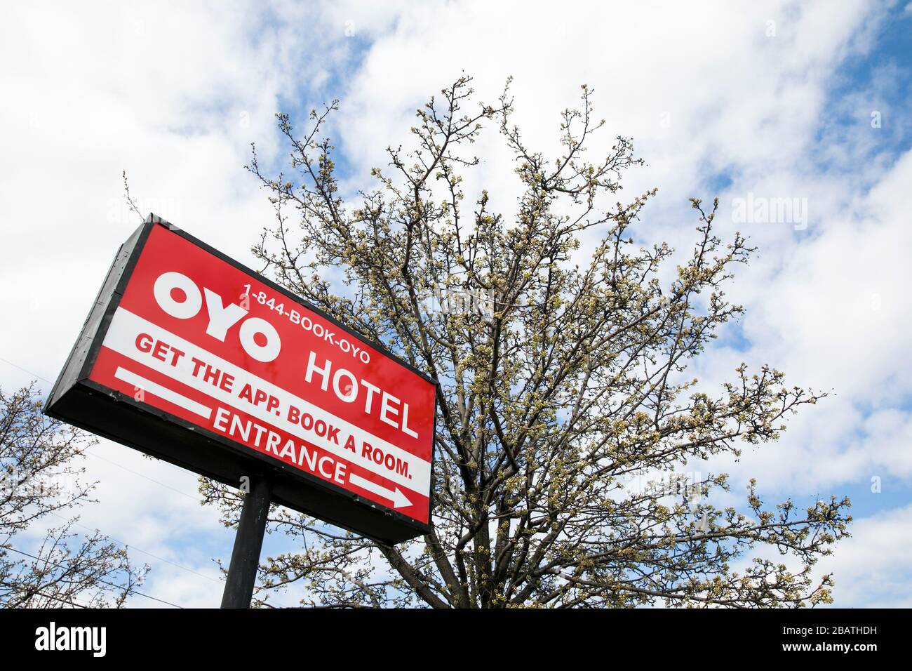 Logo of oyo rooms hi-res stock photography and images - Alamy